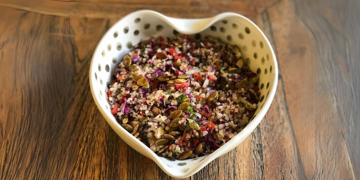 Quinoa salad: multicolor recipe with Pumpkin seeds - Aypa
